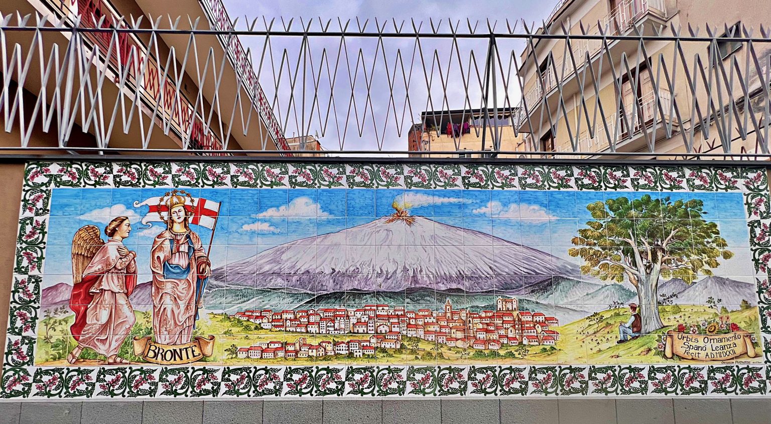 Villages and towns in Sicily worth visiting: Noto, Bronte, Trapani ...